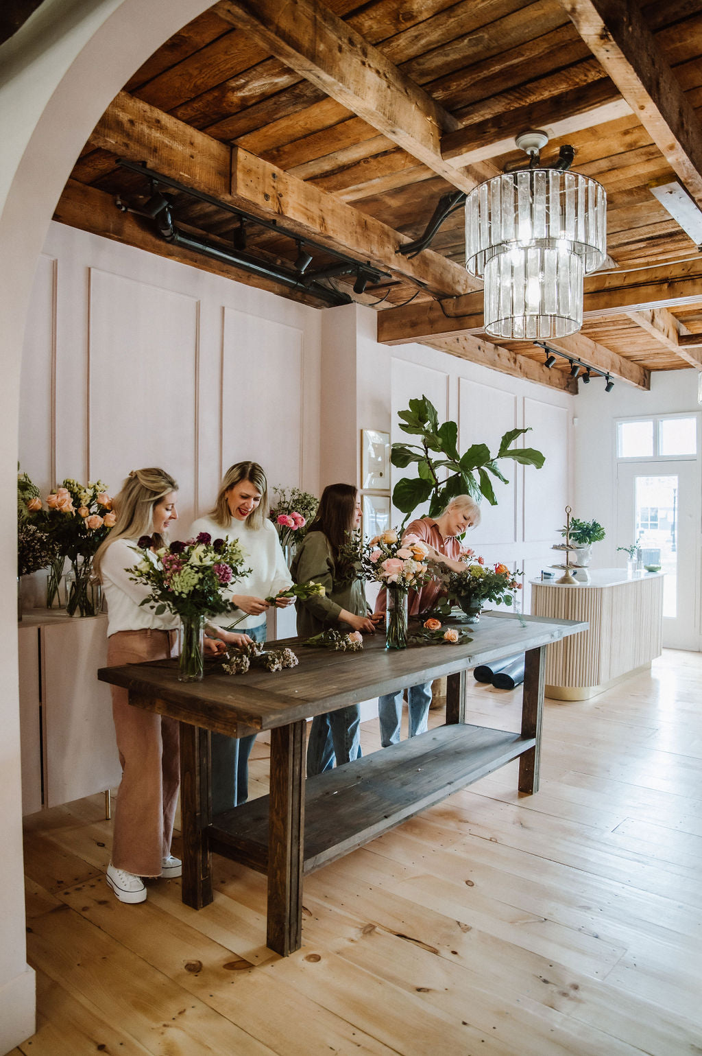 Ellen Street Florals and Goods - Miramichi, New Brunswick Florist